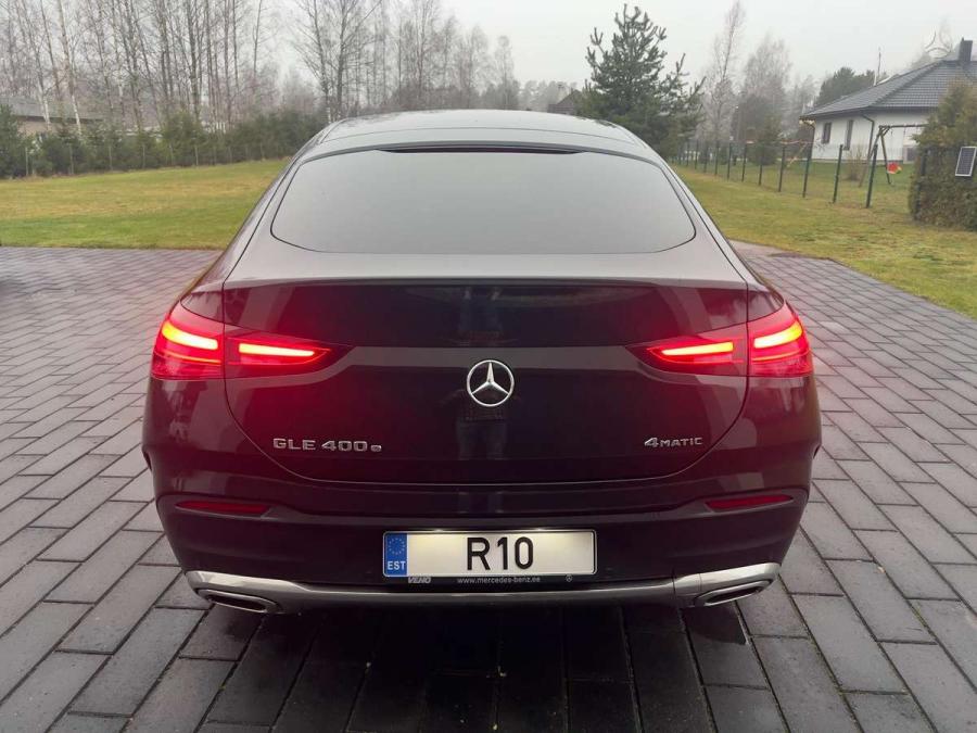 Black Mercedes-Benz GLE 400 2025 in Parnu, with an engine capacity of 2.00 L and mileage of 2 thousand km for 105000 €, photo 4 on AUTOMOTO.COM.LV