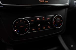 Melns Mercedes-Benz GLE 400 2017 Viļņa, ar dzinēja tilpumu 3.00 L un nobraukumu 223 tūkst. km par 21490 €, foto 28 vietnē AUTOMOTO.COM.LV