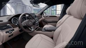 Black Mercedes-Benz GLE 400 2017 in Riga, with an engine capacity of 3.00 L and mileage of 168 thousand km for 22900 €, photo 8 on AUTOMOTO.COM.LV
