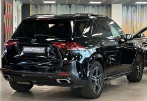 Black Mercedes-Benz GLE 400 2019 in Klaipeda, with an engine capacity of 2.93 L and mileage of 385 thousand km for 35950 €, photo 6 on AUTOMOTO.COM.LV