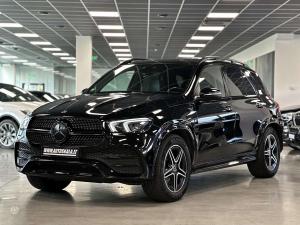 Black Mercedes-Benz GLE 400 2019 in Klaipeda, with an engine capacity of 2.93 L and mileage of 385 thousand km for 35950 €, photo 15 on AUTOMOTO.COM.LV
