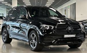 Black Mercedes-Benz GLE 400 2019 in Klaipeda, with an engine capacity of 2.93 L and mileage of 385 thousand km for 35950 €, photo 18 on AUTOMOTO.COM.LV
