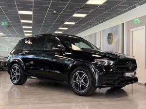 Black Mercedes-Benz GLE 400 2019 in Klaipeda, with an engine capacity of 2.93 L and mileage of 385 thousand km for 35950 €, photo 49 on AUTOMOTO.COM.LV