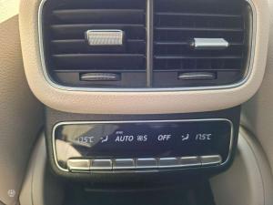 Black Mercedes-Benz GLE 400 2021 in Kaunas, with an engine capacity of 2.93 L and mileage of 71 thousand km for 53900 €, photo 15 on AUTOMOTO.COM.LV