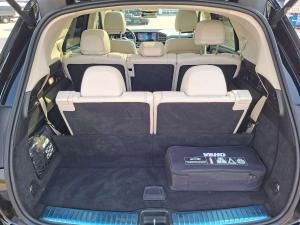 Black Mercedes-Benz GLE 400 2021 in Kaunas, with an engine capacity of 2.93 L and mileage of 71 thousand km for 53900 €, photo 17 on AUTOMOTO.COM.LV