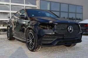 Melns Mercedes-Benz GLE 400 2022 Viļņa, ar dzinēja tilpumu 2.93 L un nobraukumu 86 tūkst. km par 51000 €, foto 4 vietnē AUTOMOTO.COM.LV