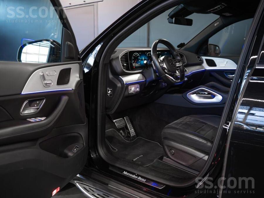 Melns Mercedes-Benz GLE 400 2022 Tallina, ar dzinēja tilpumu 0.00 L un nobraukumu 74 tūkst. km par 69900 €, foto 7 vietnē AUTOMOTO.COM.LV