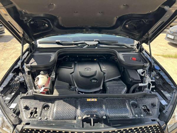 Melns Mercedes-Benz GLE 400 2022 Kauņa, ar dzinēja tilpumu 2.93 L un nobraukumu 48 tūkst. km par 44900 €, foto 10 vietnē AUTOMOTO.COM.LV