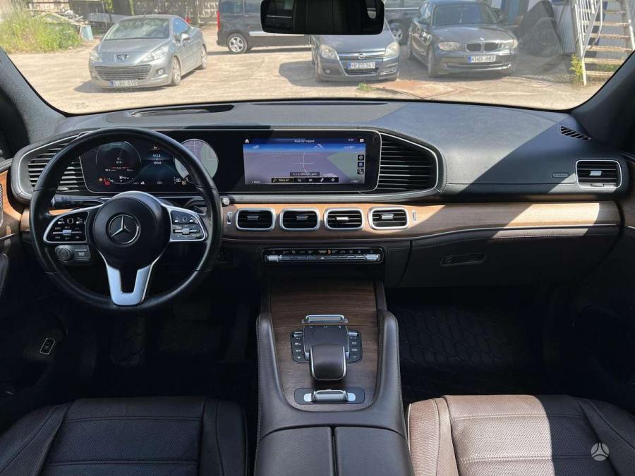 Melns Mercedes-Benz GLE 400 2022 Kauņa, ar dzinēja tilpumu 2.93 L un nobraukumu 48 tūkst. km par 44900 €, foto 19 vietnē AUTOMOTO.COM.LV