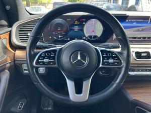 Melns Mercedes-Benz GLE 400 2022 Kauņa, ar dzinēja tilpumu 2.93 L un nobraukumu 48 tūkst. km par 44900 €, foto 34 vietnē AUTOMOTO.COM.LV