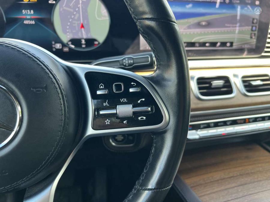 Melns Mercedes-Benz GLE 400 2022 Kauņa, ar dzinēja tilpumu 2.93 L un nobraukumu 48 tūkst. km par 44900 €, foto 35 vietnē AUTOMOTO.COM.LV