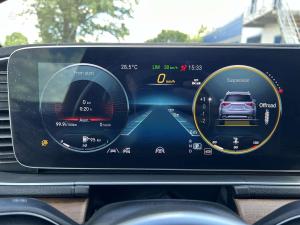 Melns Mercedes-Benz GLE 400 2022 Kauņa, ar dzinēja tilpumu 2.93 L un nobraukumu 48 tūkst. km par 44900 €, foto 42 vietnē AUTOMOTO.COM.LV