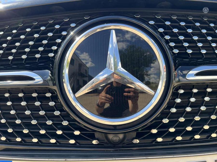 Melns Mercedes-Benz GLE 400 2022 Kauņa, ar dzinēja tilpumu 2.93 L un nobraukumu 48 tūkst. km par 44900 €, foto 50 vietnē AUTOMOTO.COM.LV