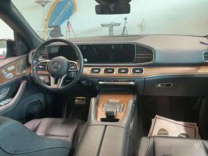 Melns Mercedes-Benz GLE 400 2022 Viļņa, ar dzinēja tilpumu 2.93 L un nobraukumu 175 tūkst. km par 46690 €, foto 11 vietnē AUTOMOTO.COM.LV