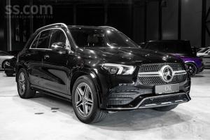 Melns Mercedes-Benz GLE 400 2023 Rīga, ar dzinēja tilpumu 2.00 L un nobraukumu 30 tūkst. km par 63525 €, foto 4 vietnē AUTOMOTO.COM.LV