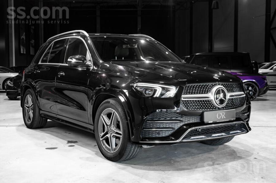 Melns Mercedes-Benz GLE 400 2023 Rīga, ar dzinēja tilpumu 2.00 L un nobraukumu 30 tūkst. km par 63525 €, foto 4 vietnē AUTOMOTO.COM.LV