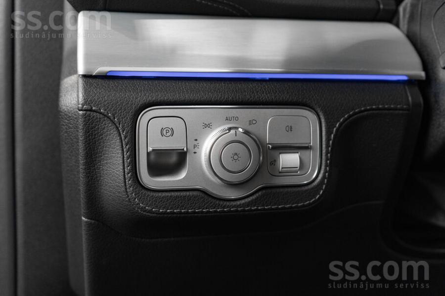 Melns Mercedes-Benz GLE 400 2023 Rīga, ar dzinēja tilpumu 2.00 L un nobraukumu 30 tūkst. km par 63525 €, foto 18 vietnē AUTOMOTO.COM.LV