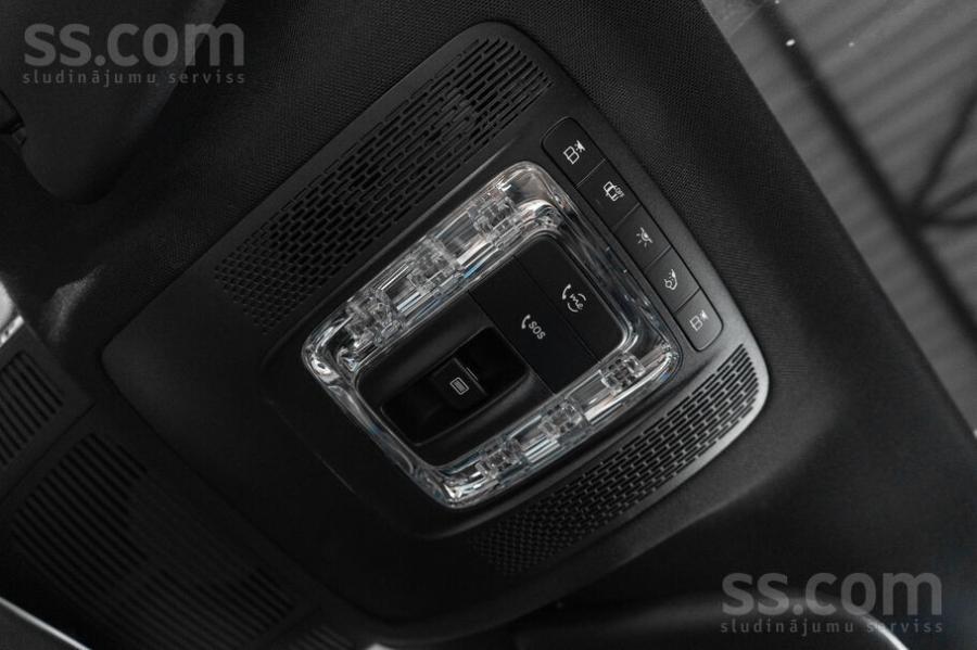 Melns Mercedes-Benz GLE 400 2023 Rīga, ar dzinēja tilpumu 2.00 L un nobraukumu 30 tūkst. km par 63525 €, foto 24 vietnē AUTOMOTO.COM.LV