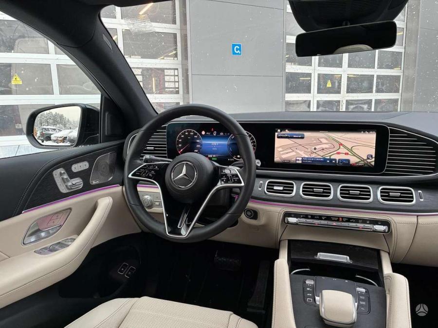 Melns Mercedes-Benz GLE 400 2025 Viļņa, ar dzinēja tilpumu 2.00 L un nobraukumu 10 tūkst. km par 94900 €, foto 18 vietnē AUTOMOTO.COM.LV