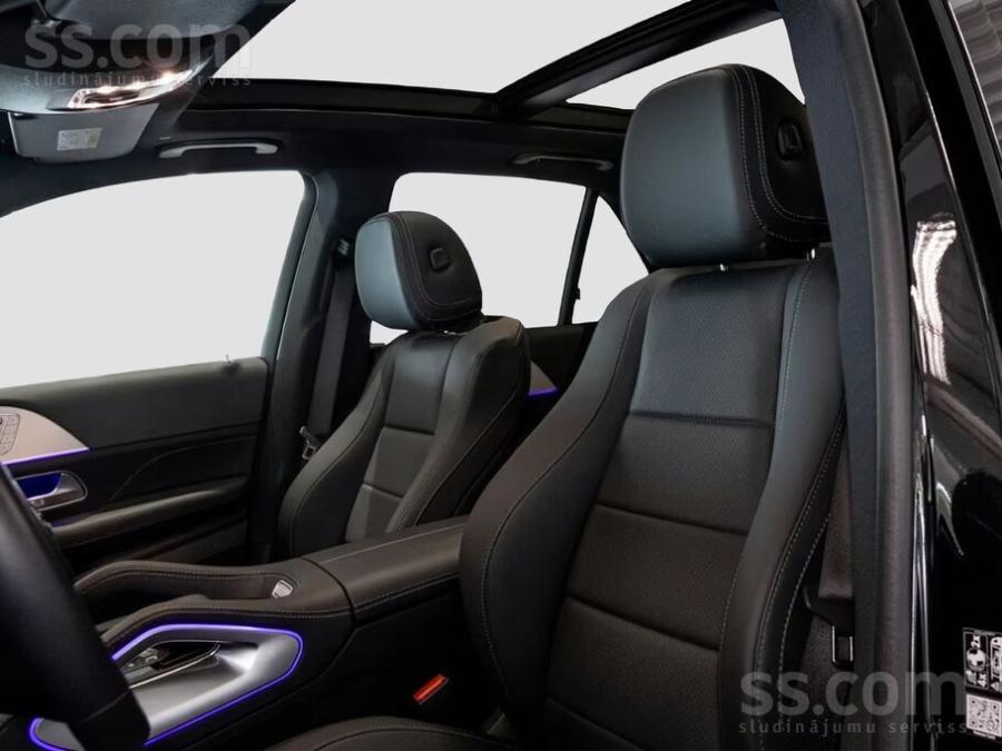 Melns Mercedes-Benz GLE 400 2025 Rīga, ar dzinēja tilpumu 2.00 L un nobraukumu 10 tūkst. km par 86990 €, foto 5 vietnē AUTOMOTO.COM.LV