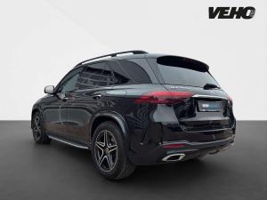 Black Mercedes-Benz GLE 400 2023 in Vilnius, with an engine capacity of 2.00 L and mileage of 93 thousand km for 66600 €, photo 4 on AUTOMOTO.COM.LV