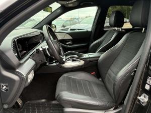 Black Mercedes-Benz GLE 400 2023 in Vilnius, with an engine capacity of 2.00 L and mileage of 93 thousand km for 66600 €, photo 16 on AUTOMOTO.COM.LV