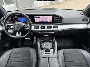 Black Mercedes-Benz GLE 400 2023 in Vilnius, with an engine capacity of 2.00 L and mileage of 93 thousand km for 66600 €, photo 19 on AUTOMOTO.COM.LV