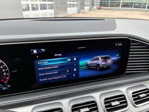 Black Mercedes-Benz GLE 400 2023 in Vilnius, with an engine capacity of 2.00 L and mileage of 93 thousand km for 66600 €, photo 23 on AUTOMOTO.COM.LV