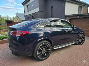 Zils Mercedes-Benz GLE 400 2021 Utena, ar dzinēja tilpumu 2.93 L un nobraukumu 106 tūkst. km par 55000 €, foto 6 vietnē AUTOMOTO.COM.LV