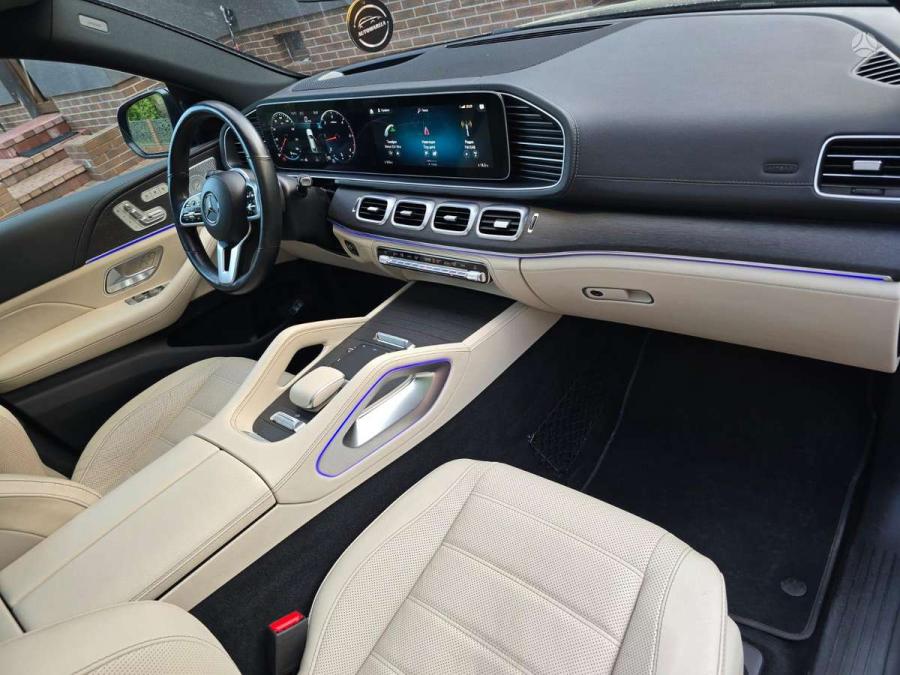 Zils Mercedes-Benz GLE 400 2021 Utena, ar dzinēja tilpumu 2.93 L un nobraukumu 106 tūkst. km par 55000 €, foto 9 vietnē AUTOMOTO.COM.LV