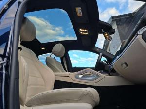 Zils Mercedes-Benz GLE 400 2021 Utena, ar dzinēja tilpumu 2.93 L un nobraukumu 106 tūkst. km par 55000 €, foto 10 vietnē AUTOMOTO.COM.LV