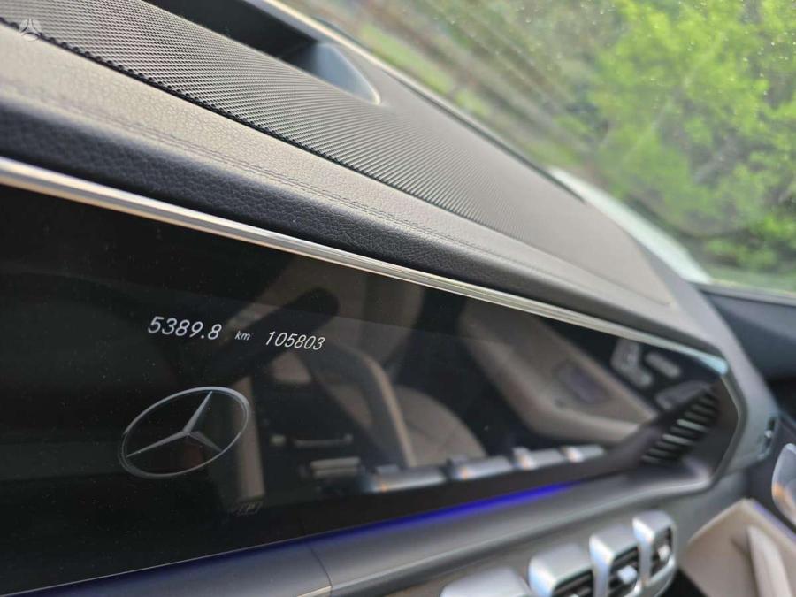 Zils Mercedes-Benz GLE 400 2021 Utena, ar dzinēja tilpumu 2.93 L un nobraukumu 106 tūkst. km par 55000 €, foto 18 vietnē AUTOMOTO.COM.LV