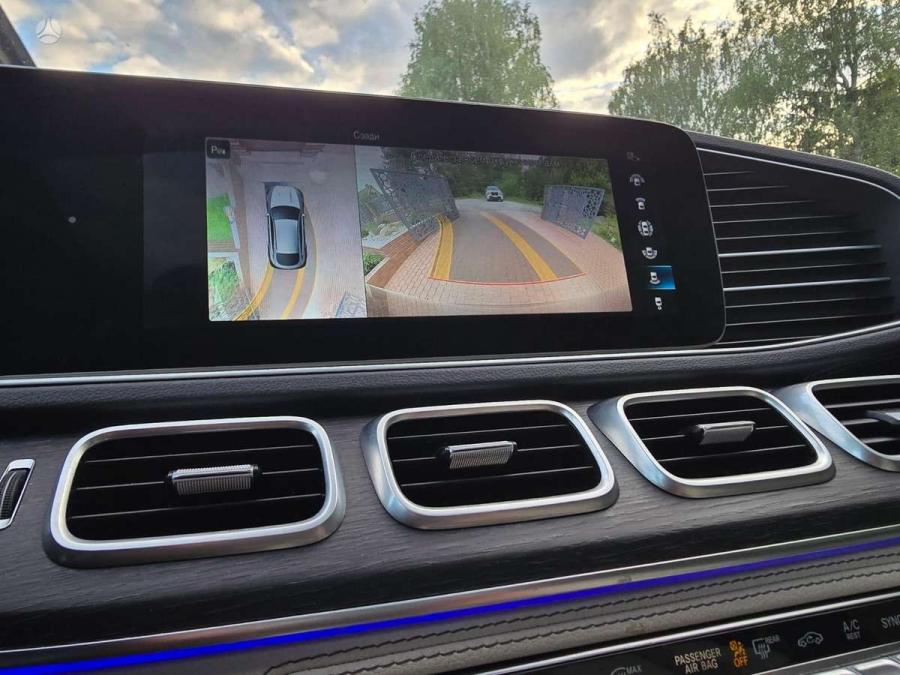 Zils Mercedes-Benz GLE 400 2021 Utena, ar dzinēja tilpumu 2.93 L un nobraukumu 106 tūkst. km par 55000 €, foto 19 vietnē AUTOMOTO.COM.LV