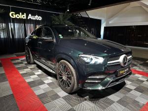 Green Mercedes-Benz GLE 400 2020 in Vilnius, with an engine capacity of 2.93 L and mileage of 95 thousand km for 75000 €, photo 3 on AUTOMOTO.COM.LV