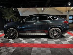 Green Mercedes-Benz GLE 400 2020 in Vilnius, with an engine capacity of 2.93 L and mileage of 95 thousand km for 75000 €, photo 9 on AUTOMOTO.COM.LV