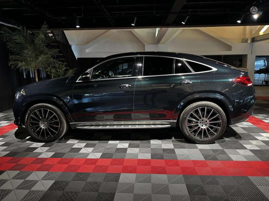 Green Mercedes-Benz GLE 400 2020 in Vilnius, with an engine capacity of 2.93 L and mileage of 95 thousand km for 75000 €, photo 9 on AUTOMOTO.COM.LV