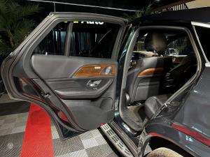 Green Mercedes-Benz GLE 400 2020 in Vilnius, with an engine capacity of 2.93 L and mileage of 95 thousand km for 75000 €, photo 11 on AUTOMOTO.COM.LV