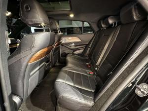 Green Mercedes-Benz GLE 400 2020 in Vilnius, with an engine capacity of 2.93 L and mileage of 95 thousand km for 75000 €, photo 15 on AUTOMOTO.COM.LV