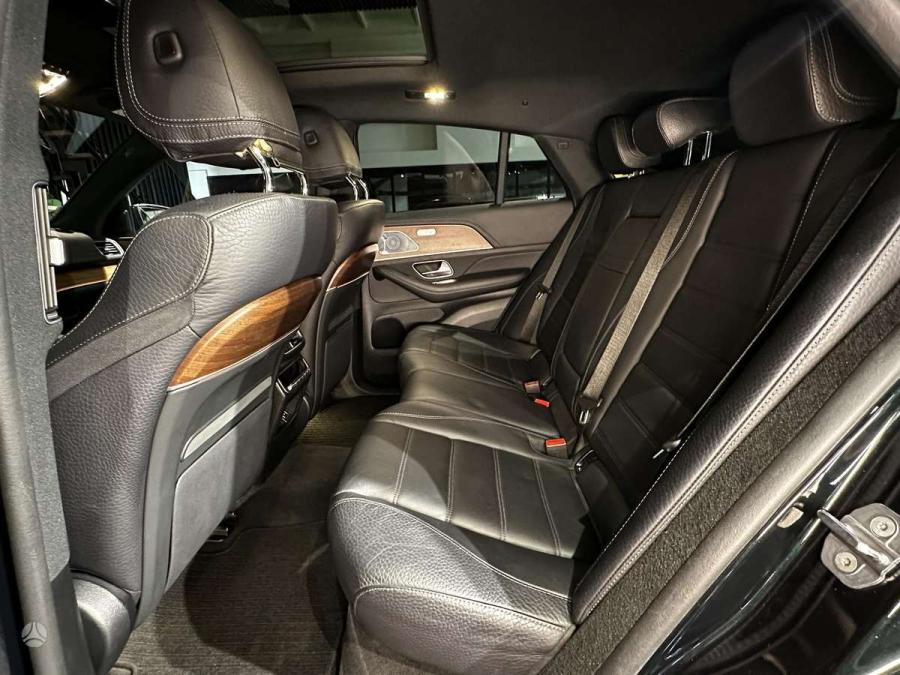 Green Mercedes-Benz GLE 400 2020 in Vilnius, with an engine capacity of 2.93 L and mileage of 95 thousand km for 75000 €, photo 15 on AUTOMOTO.COM.LV