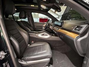 Green Mercedes-Benz GLE 400 2020 in Vilnius, with an engine capacity of 2.93 L and mileage of 95 thousand km for 75000 €, photo 17 on AUTOMOTO.COM.LV