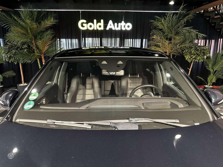 Green Mercedes-Benz GLE 400 2020 in Vilnius, with an engine capacity of 2.93 L and mileage of 95 thousand km for 75000 €, photo 20 on AUTOMOTO.COM.LV