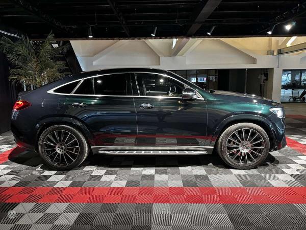 Zaļš Mercedes-Benz GLE 400 2020 Viļņa, ar dzinēja tilpumu 2.93 L un nobraukumu 95 tūkst. km par 75000 €, foto 8 vietnē AUTOMOTO.COM.LV