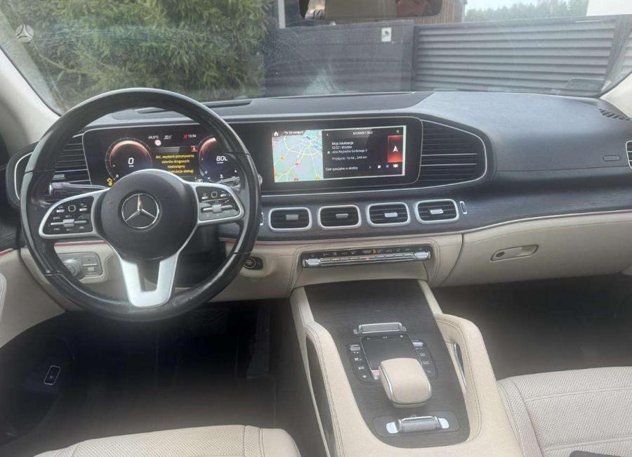 Green Mercedes-Benz GLE 400 2021 in Kaunas, with an engine capacity of 2.93 L and mileage of 160 thousand km for 42500 €, photo 11 on AUTOMOTO.COM.LV