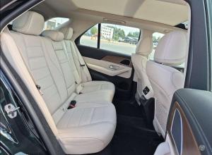 Green Mercedes-Benz GLE 400 2023 in Klaipeda, with an engine capacity of 2.93 L and mileage of 58 thousand km for 12700 €, photo 7 on AUTOMOTO.COM.LV