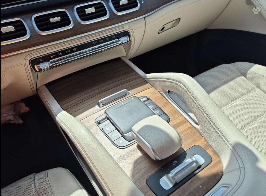 Green Mercedes-Benz GLE 400 2023 in Klaipeda, with an engine capacity of 2.93 L and mileage of 58 thousand km for 12700 €, photo 9 on AUTOMOTO.COM.LV