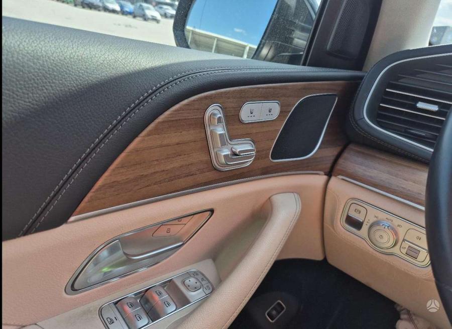 Green Mercedes-Benz GLE 400 2023 in Klaipeda, with an engine capacity of 2.93 L and mileage of 58 thousand km for 12700 €, photo 10 on AUTOMOTO.COM.LV