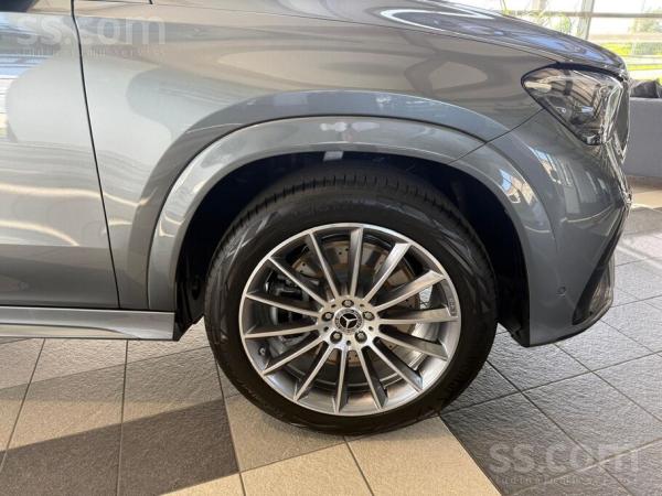 Grey Mercedes-Benz GLE 400 2026 in Liepaja, with an engine capacity of 2.00 L and mileage of 0 thousand km for 97000 €, photo 10 on AUTOMOTO.COM.LV