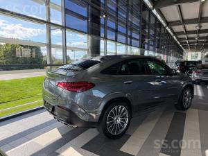 Grey Mercedes-Benz GLE 400 2026 in Liepaja, with an engine capacity of 2.00 L and mileage of 0 thousand km for 97000 €, photo 4 on AUTOMOTO.COM.LV