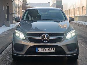 Pelēks Mercedes-Benz GLE 400 2016 Viļņa, ar dzinēja tilpumu 3.00 L un nobraukumu 237 tūkst. km par 24900 €, foto 5 vietnē AUTOMOTO.COM.LV