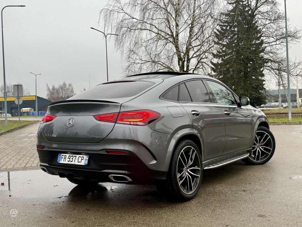 Pelēks Mercedes-Benz GLE 400 2020 Tauragė, ar dzinēja tilpumu 2.93 L un nobraukumu 200 tūkst. km par 48900 €, foto 6 vietnē AUTOMOTO.COM.LV